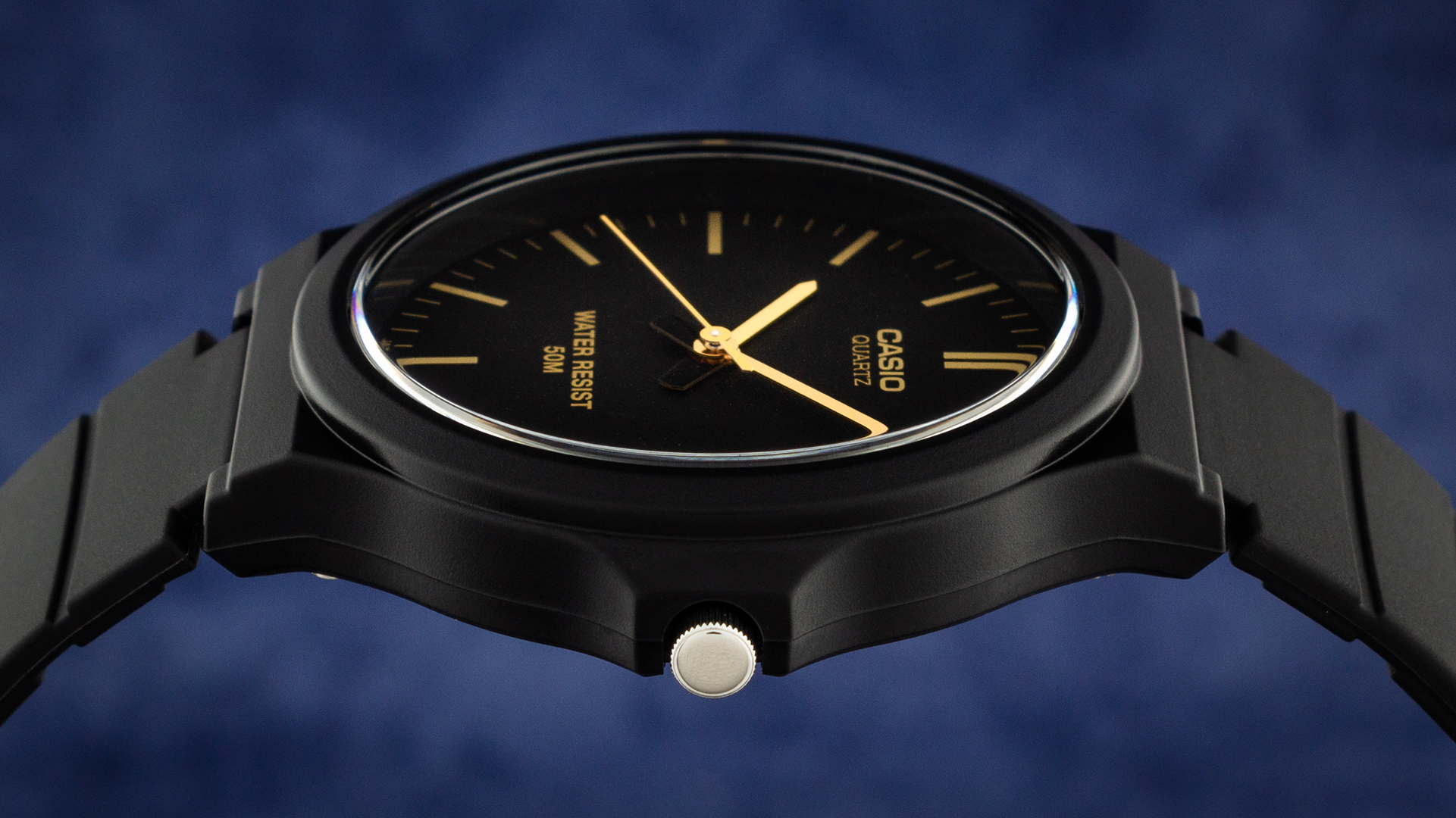 Casio Collection MW-240 Review | Hodinky-365.com