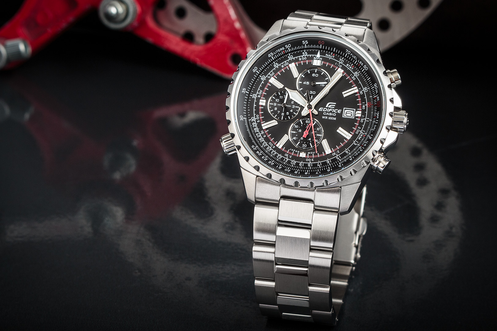 Casio Edifice EF-527D review | Hodinky-365.com