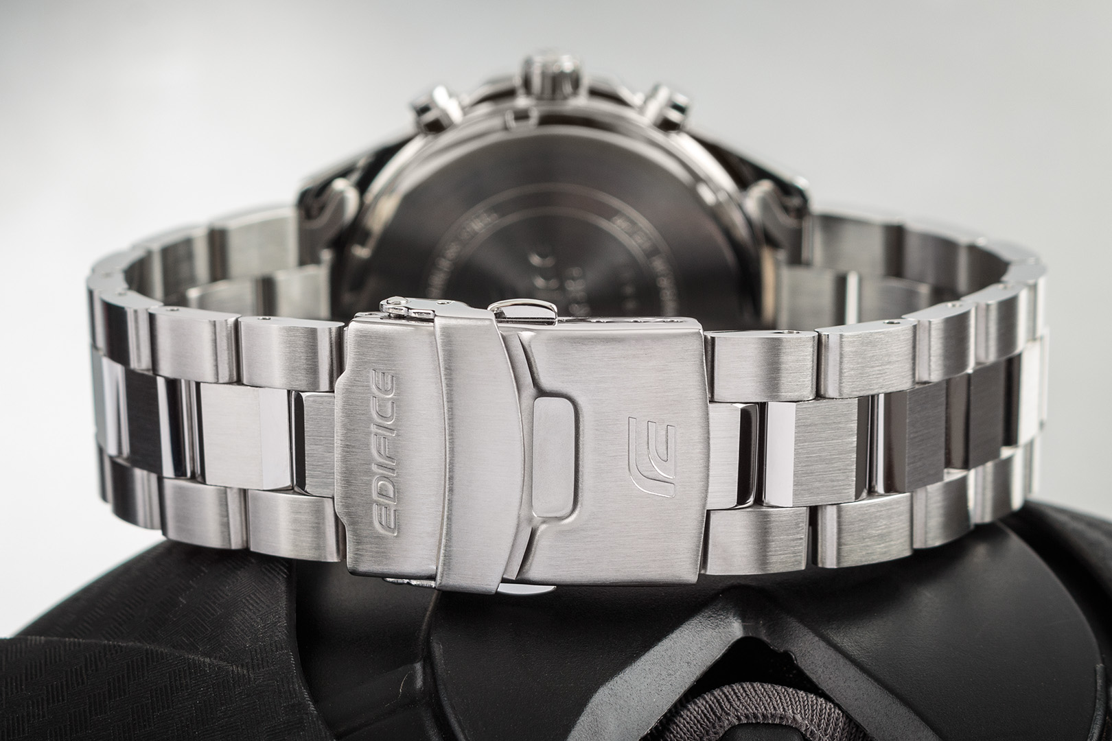 Casio Edifice EF-527D review | Hodinky-365.com