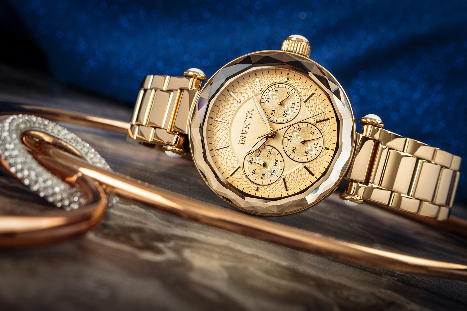 Photo gallery of women watches Invicta Angel