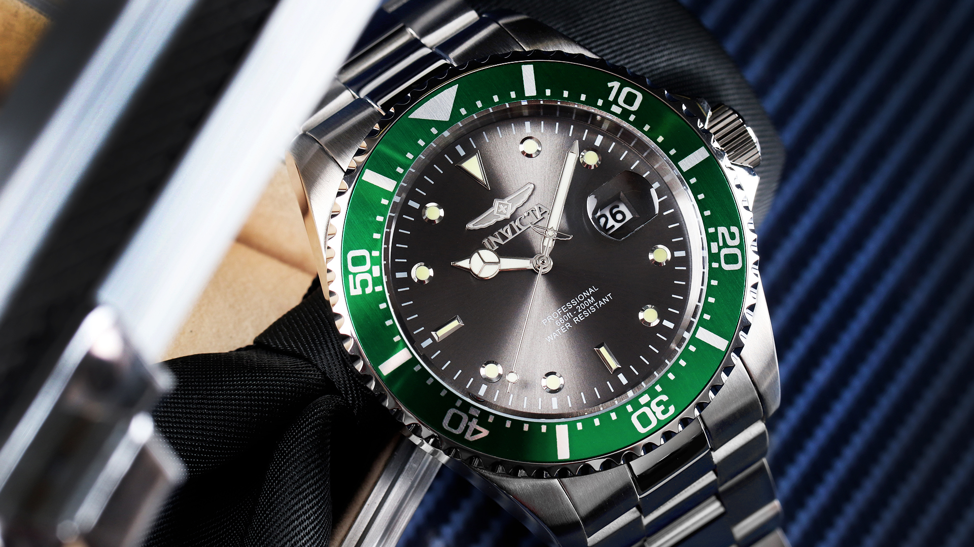 Invicta Pro Diver – Photo gallery of the most popular piece