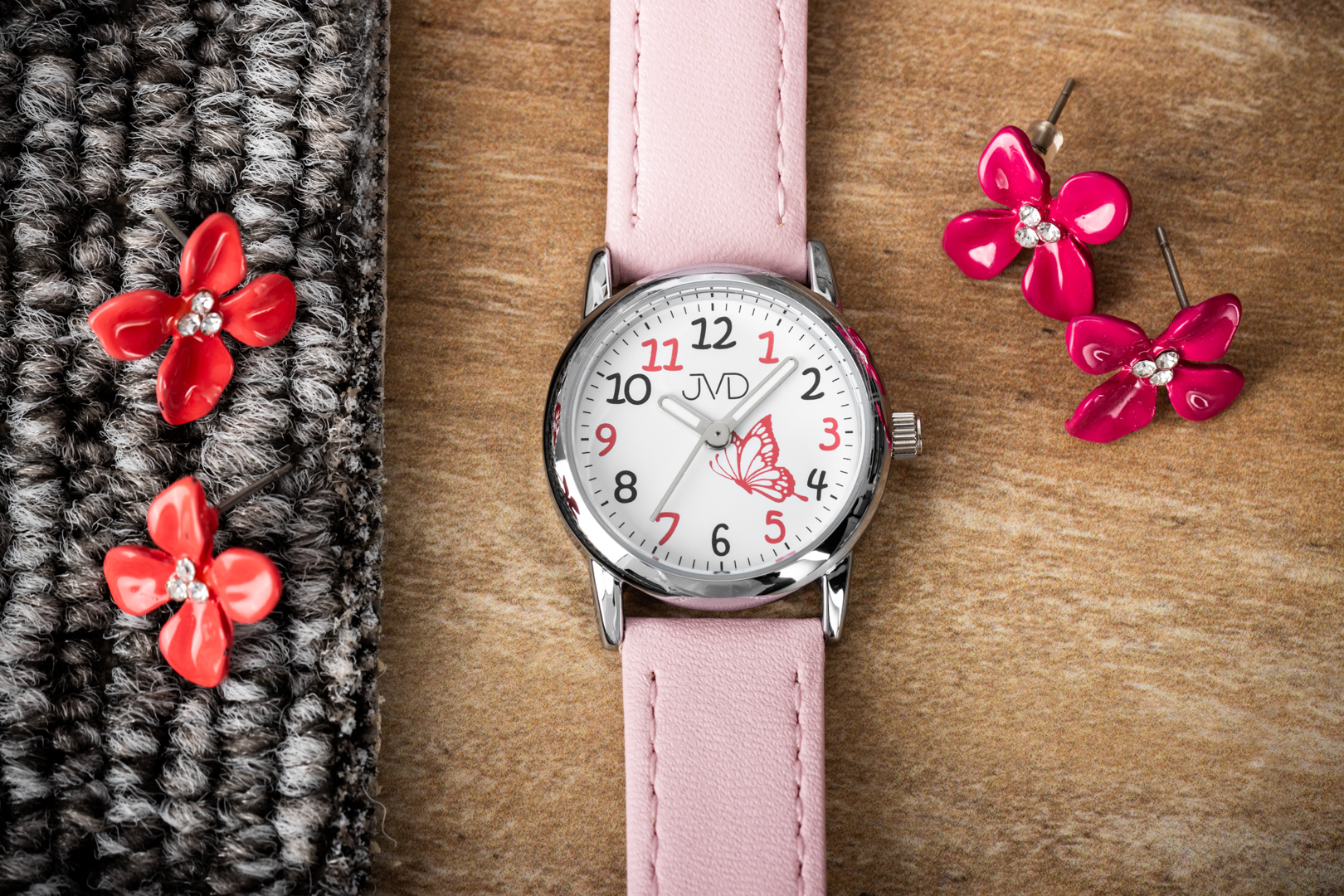 Girls' JVD watches photo gallery | Hodinky-365.com