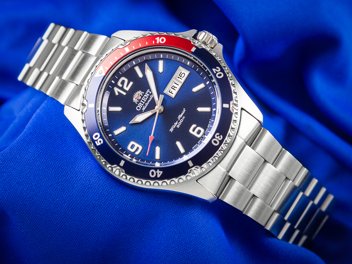 THE BEST OF: 6 men's diving watches under €350