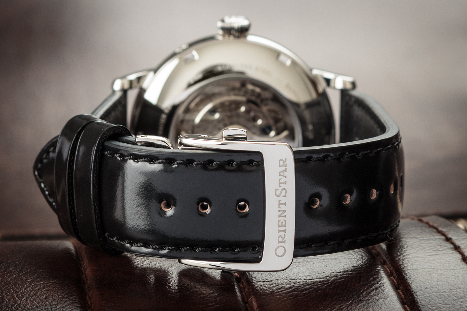 Orient Star Classic Moonphase Review | Hodinky-365.com