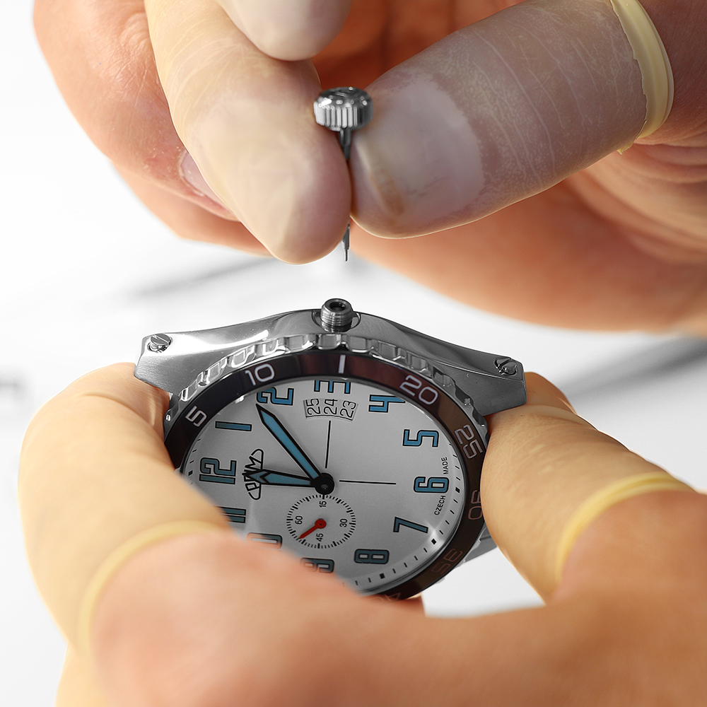 Prim Aviator Automatic LE 2022 Review | Hodinky-365.com