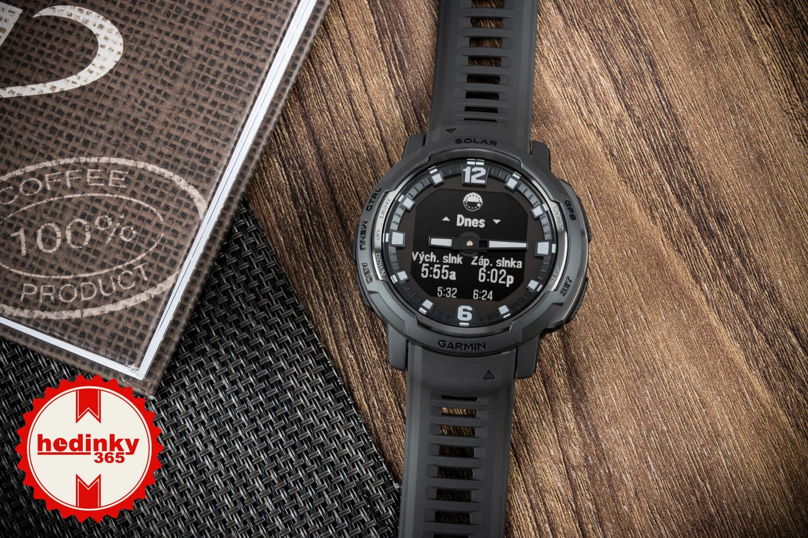 Garmin Instinct Crossover Solar, Graphite | Hodinky-365.com